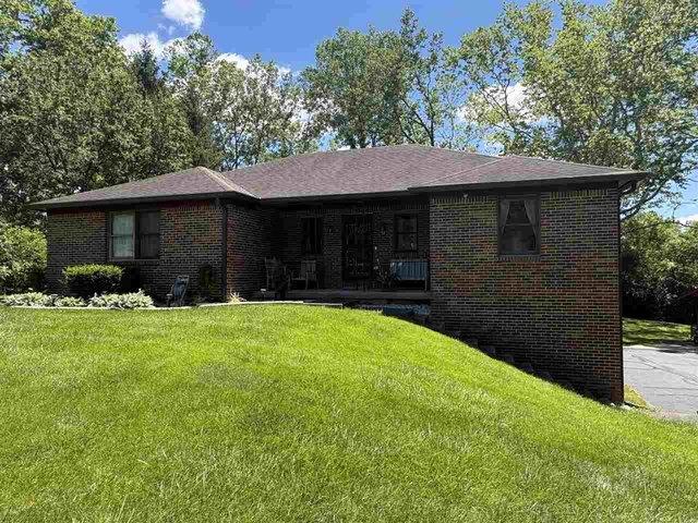 2515 Wayne Dr, Greenfield, IN 46140