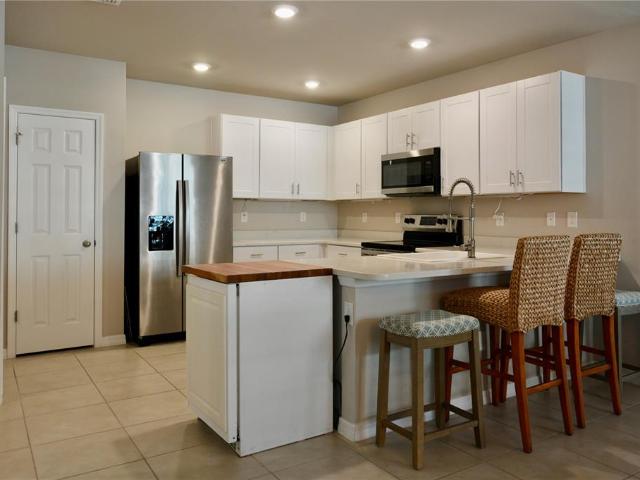 25161 E Lenox Cir, Punta Gorda, FL 33950 | MLS #C7525