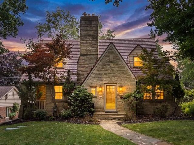 2516 Orlando Pl, Pittsburgh, PA 15235