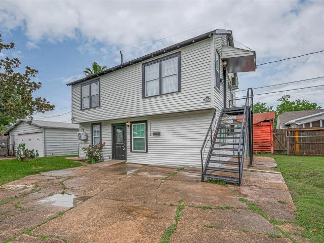 2516 Craigmont Street