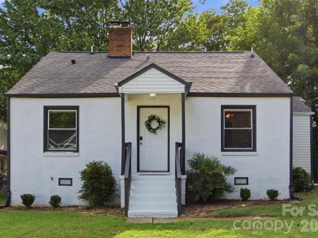 2516 Elon St, Charlotte, NC 28208