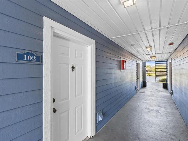 2516 Grassy Point Dr, Unit 102, Lake Mary, FL 32746 | MLS #O6392 | Compass