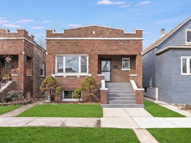 2516 Grove Ave, Berwyn, IL 60402