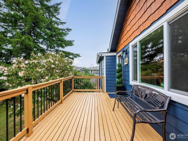 2516 rd Avenue SE