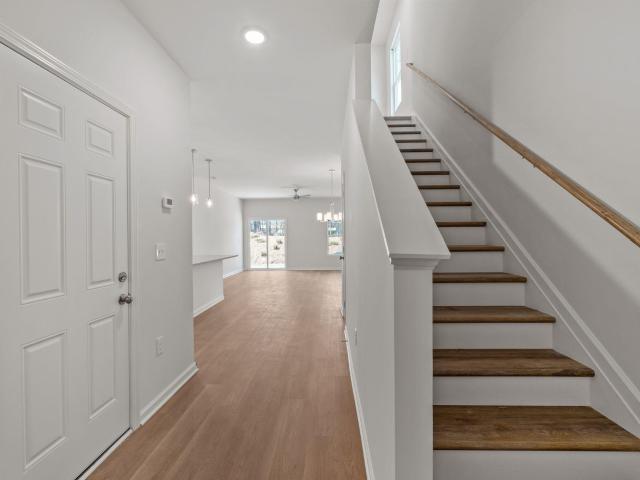 2516 Rolling Pines Avenue