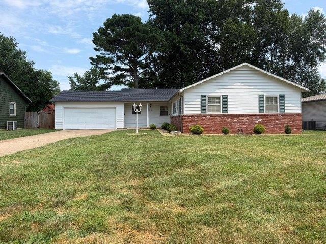 2516 S Rogers Ave, Springfield, MO 65804
