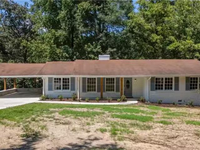 2516 SHOAL PL, NORTHPORT, AL 35473