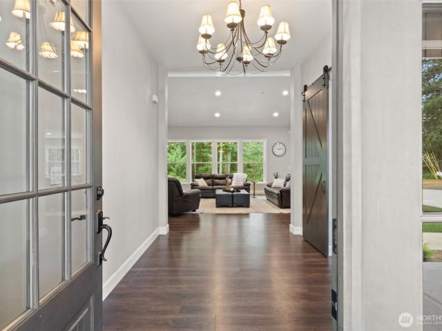 2516 th Street Ct NW