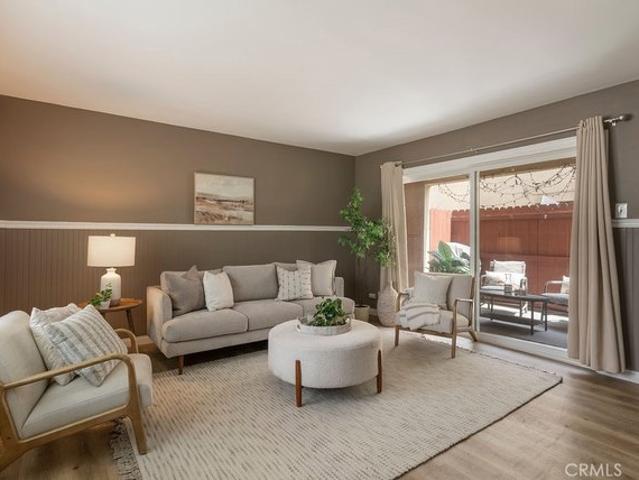 2516 Virginia Ave, Santa Monica, CA 90404