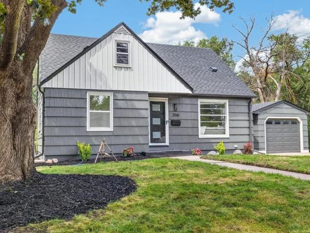 2516 Westview Ter, Minnetonka, MN 55305