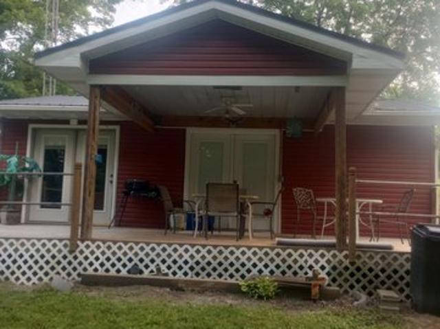 2516 4th St, Melrose, IA 52569
