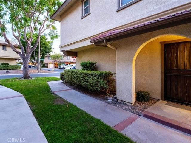 25173 Oak Canyon Ln Unit 4, Lake Forest, CA 92630