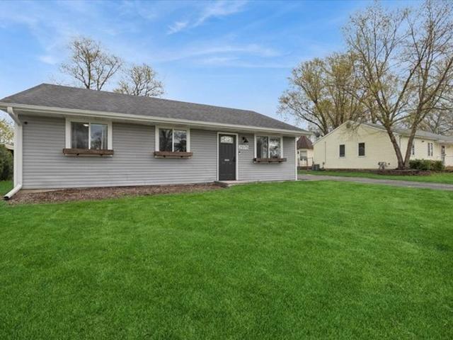 25175 W Lincoln Dr, Lake Villa, IL 60046