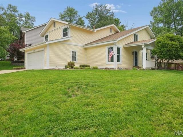 2517 Maple Crossing Dr, Wildwood, MO 63011