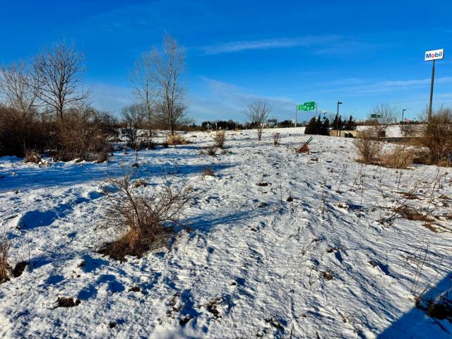 2517 Mayfield Way, Polk, WI 53076 | MLS #1945