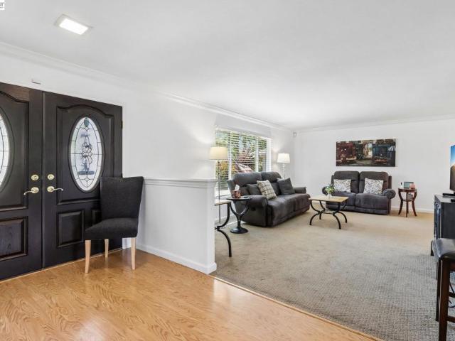 2517 Aranda Dr
