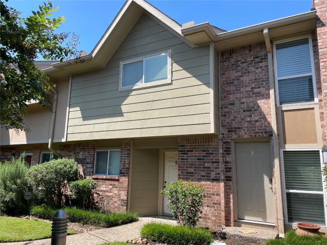 2517 Bering Dr, Unit 9, Houston, TX 77057 | MLS #61936