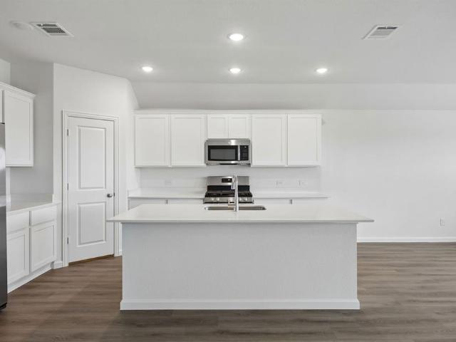 2517 Canadian Way