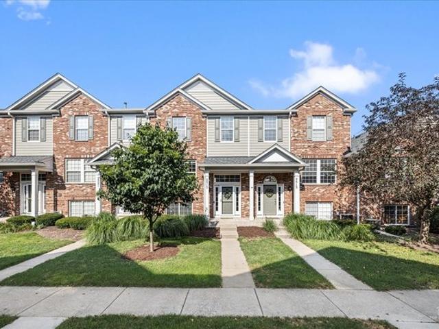 2517 Emily Ln, Elgin, IL 60124
