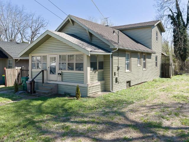 2517 Essex St, Kansas City, KS 66103 | MLS #2612 | Compass