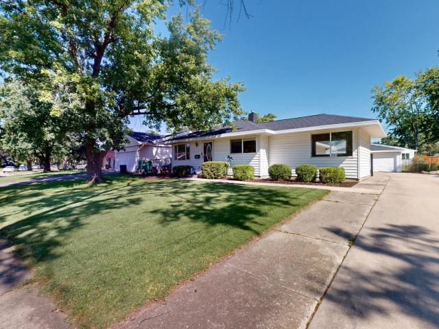 2517 Fairway Drive