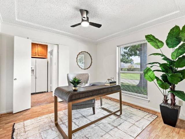 2517 Lawnview Drive