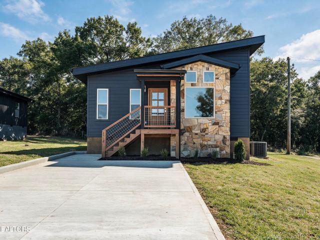 2517 Limestone Court