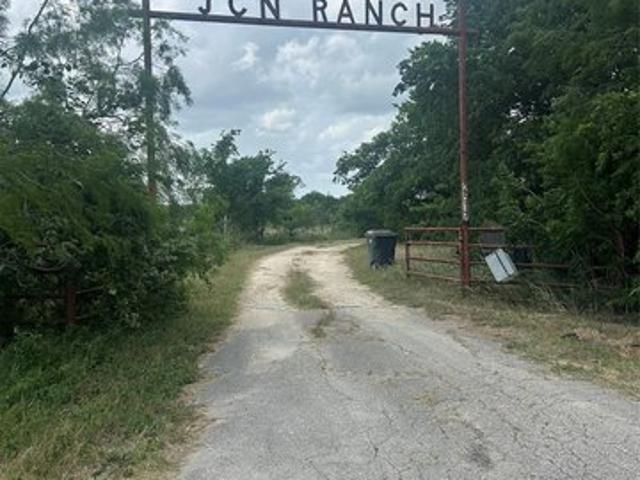 2517 State Highway 31, Hubbard, TX 76648