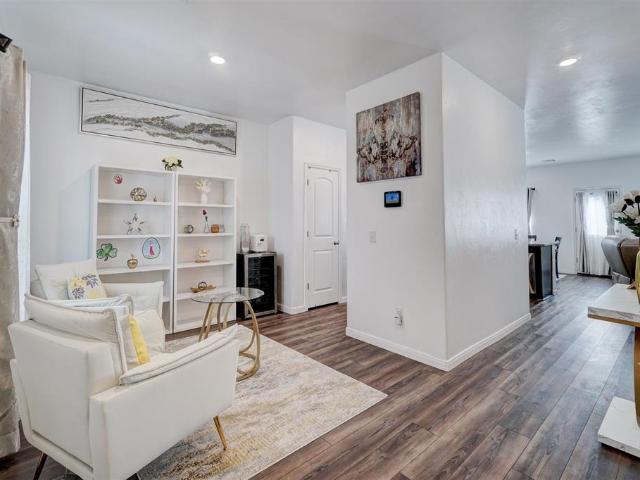2517 Scarlet Lane