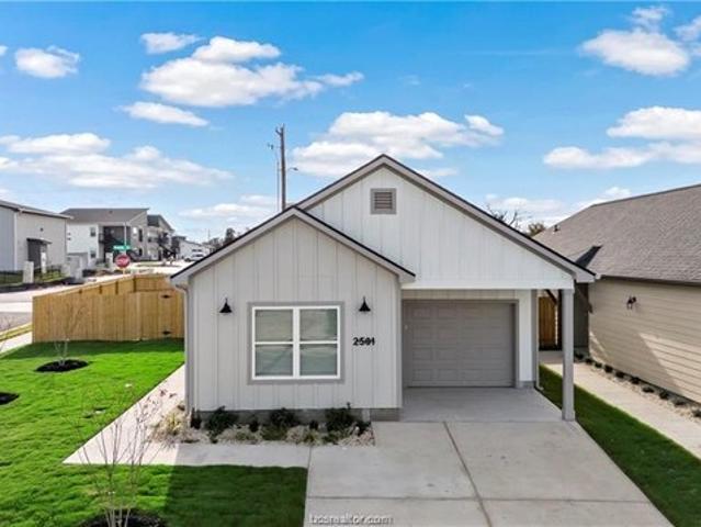 2517 Shady Route Ln, Bryan, TX 77803