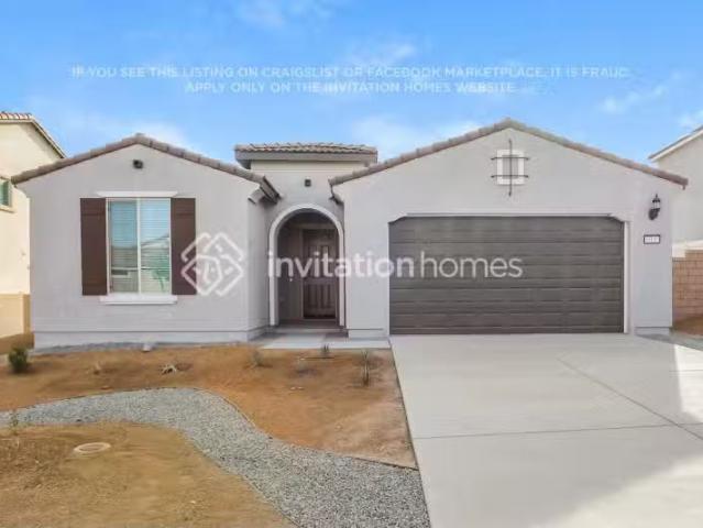 25185 Lone Oak Dr, Sun City, CA 92585