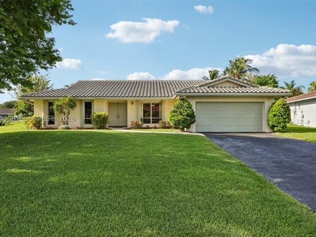 2518 NW 121st Dr, Coral Springs, FL 33065