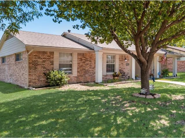 2518 Cumberland Dr, Mesquite, TX 75150 | MLS #21181