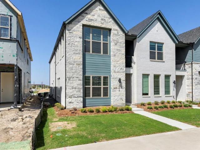 2518 Campden Mews
