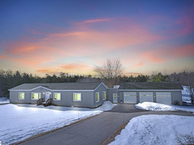 2518 E 32 Rd, Cadillac, MI 49601