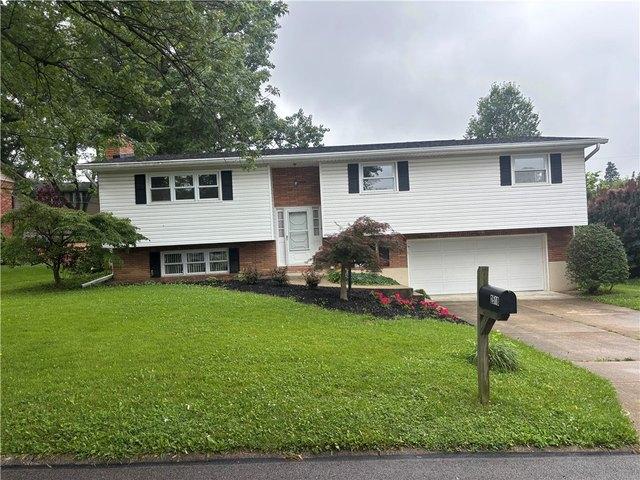 2518 Loris Dr, Miami Township, OH 45449