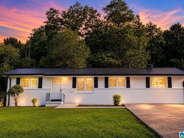 2518 W 14th St, Anniston, AL 36201