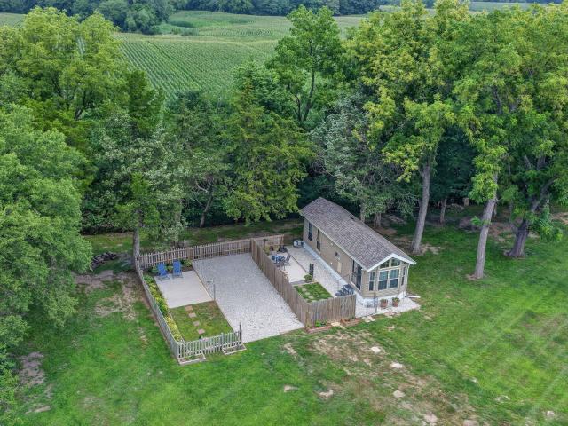 2518 Wagon Road