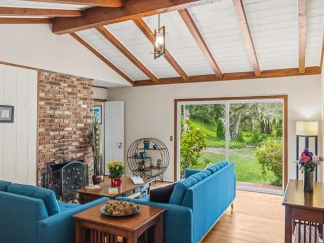25193 Flanders Dr, Carmel, CA 93923