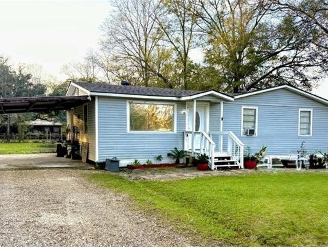 25195 West St, Springfield, LA 70462