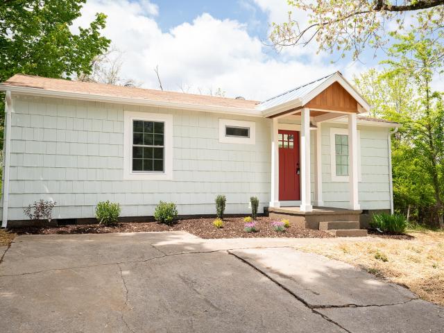 2519 Maple Drive