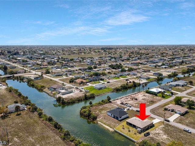 2519 NE 5th Pl, Cape Coral, FL 33909 | MLS #2026015 | Compass