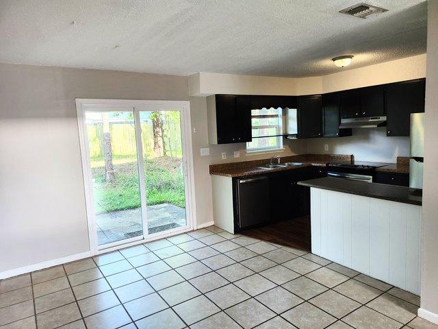 2519 Beech St, Panama City Beach, FL 32408