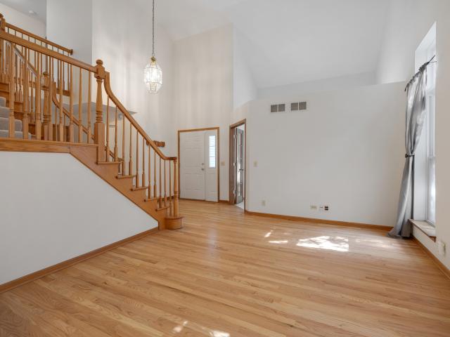 2519 crestview drive