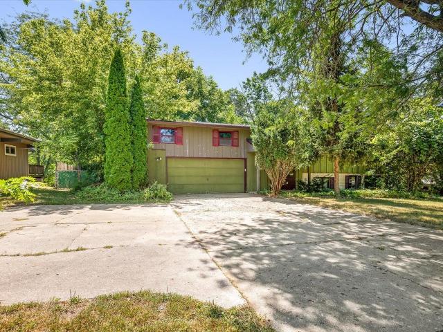 2519 Highcrest Road