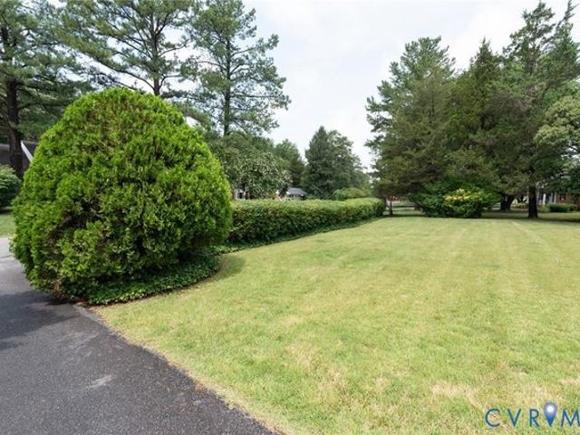 2519 Woodmont Dr, Chesterfield, VA 23235