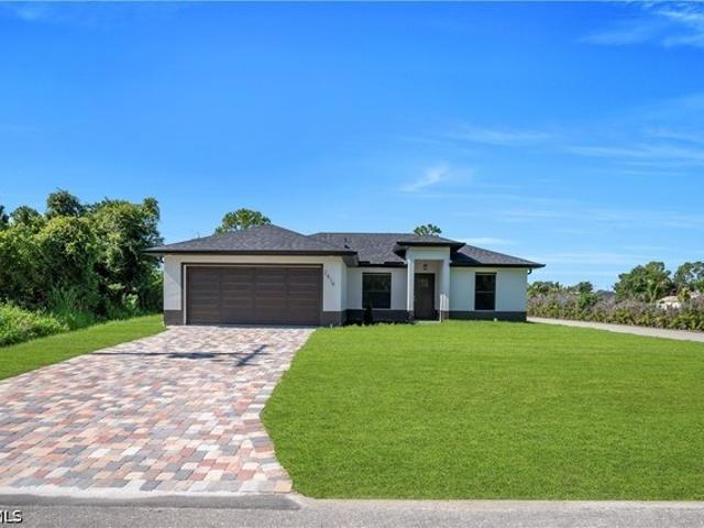 2519 16th St W, Lehigh Acres, FL 33971