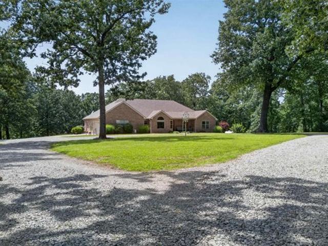 25103 Downing Ave, Warsaw, MO 65355