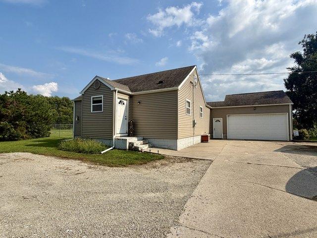 25103 Prophet Rd, Rock Falls, IL 61071