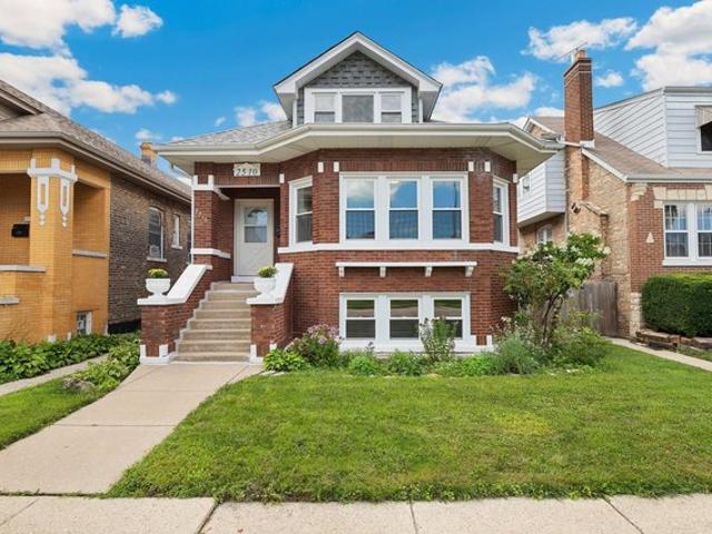 2510 Oak Park Ave, Berwyn, IL 60402
